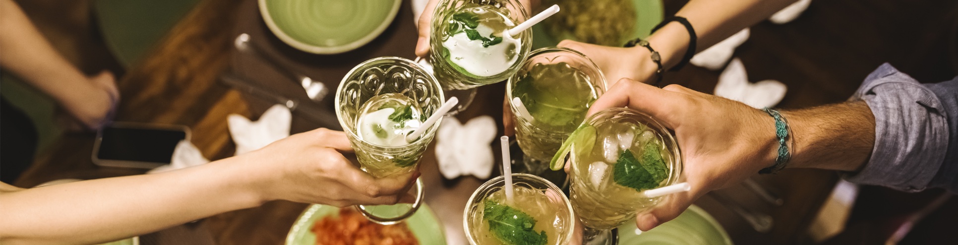 Taste & Toast Dining - Milwaukee Downtown